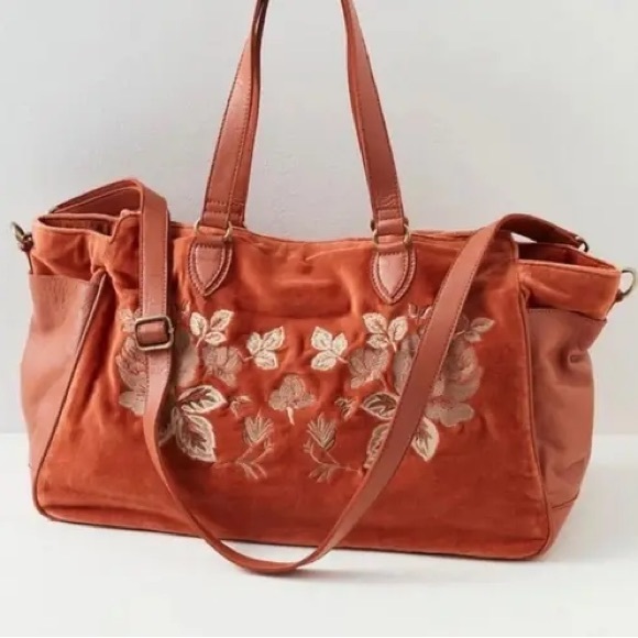 Free People | Bags | Free People Duchess Weekender Duffle Bag Leather ...